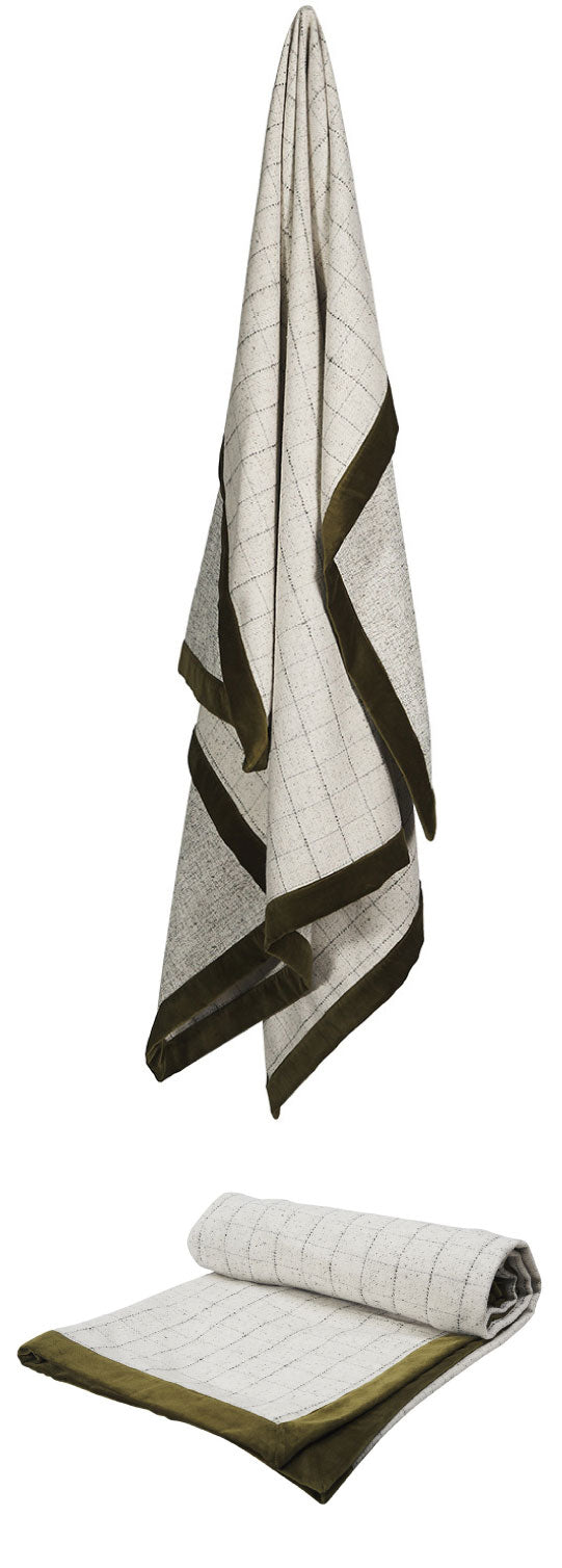 RETREAT HICKORY Wool Velvet Throw (130 x 170cm) by Canvas – Cottonbox ...