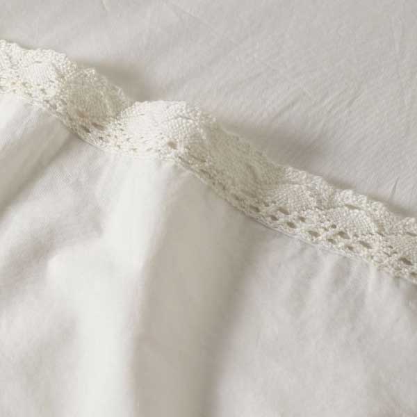 Marion Vanilla Organic Cotton Lace Trim Sheets by Linen House ...